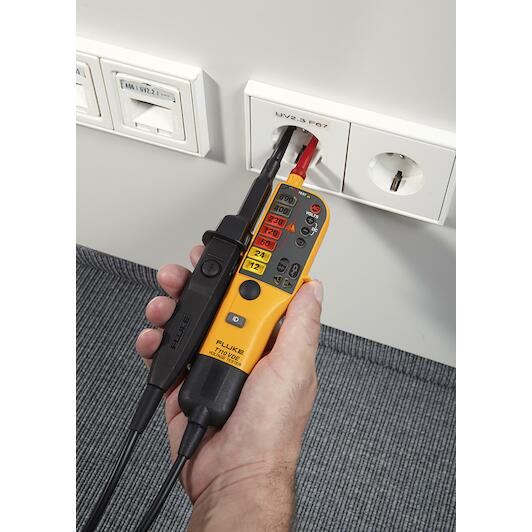 FLUKE T110 two pole voltage and continuity tester with switchable load 4016950 Klium