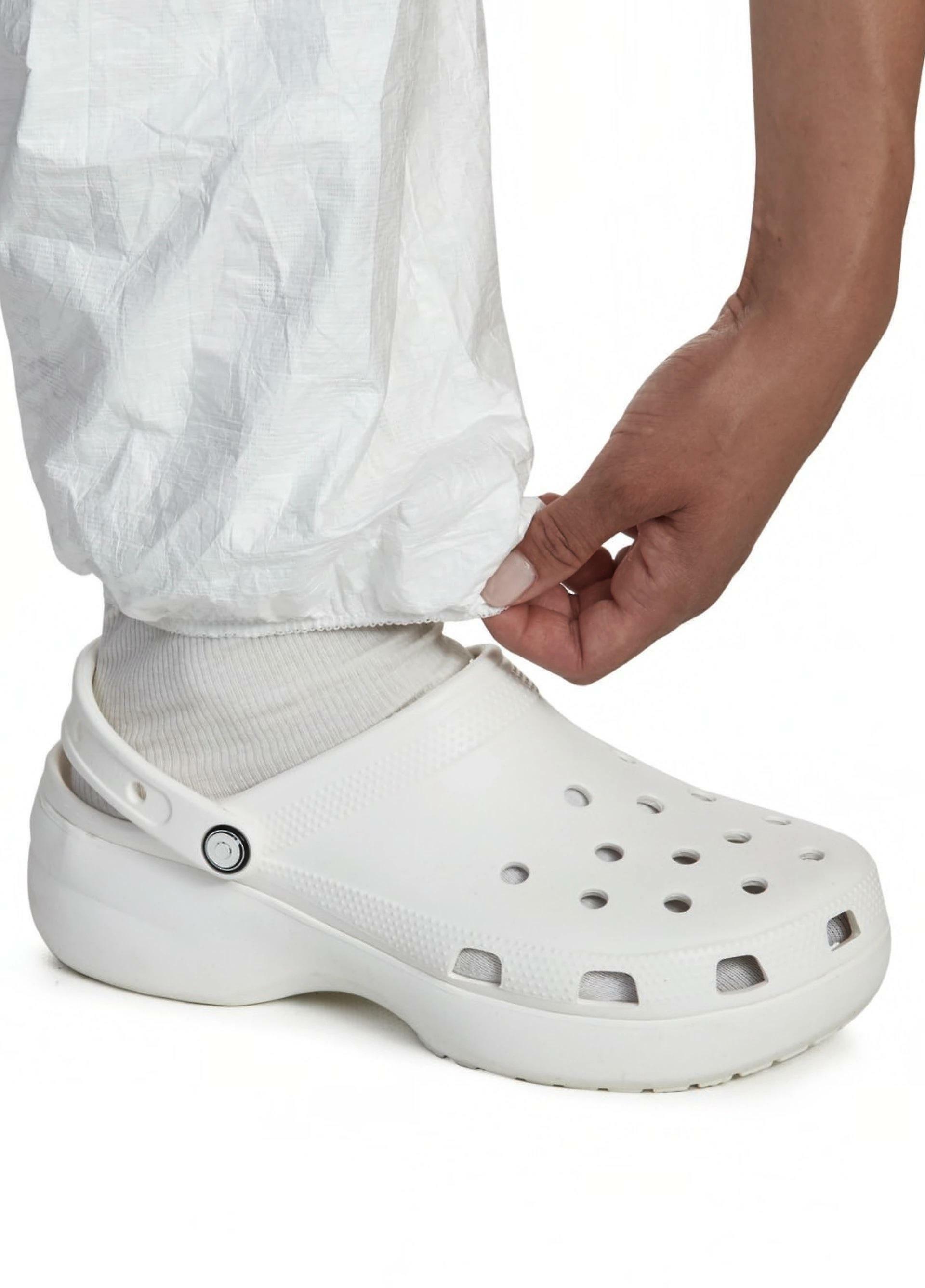 TYVEK 500 AV TY198S work coverall with hood white - D15570743 Clothing ...