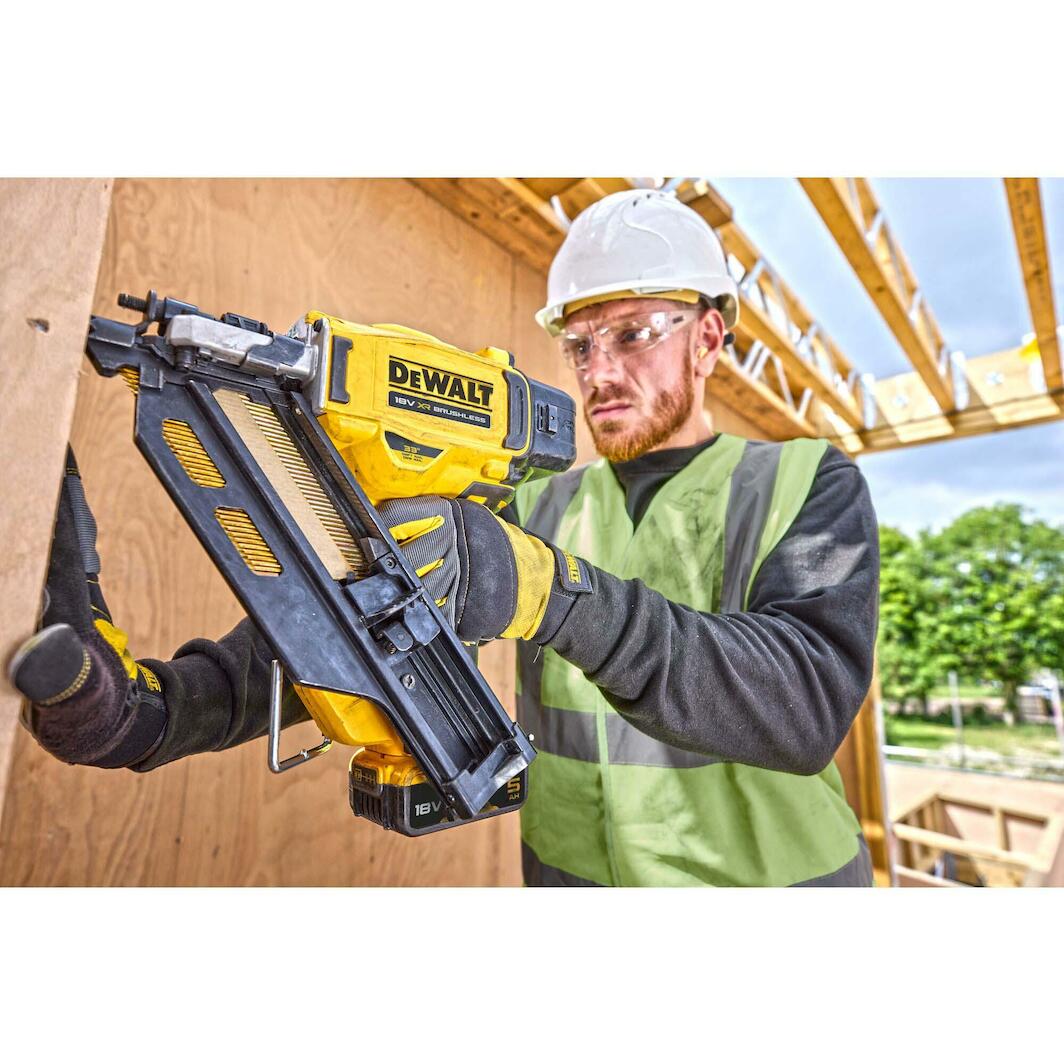 DEWALT DCN930N-XJ Agrafeuse de chantier sans fil 18V XR en carton (sans ...