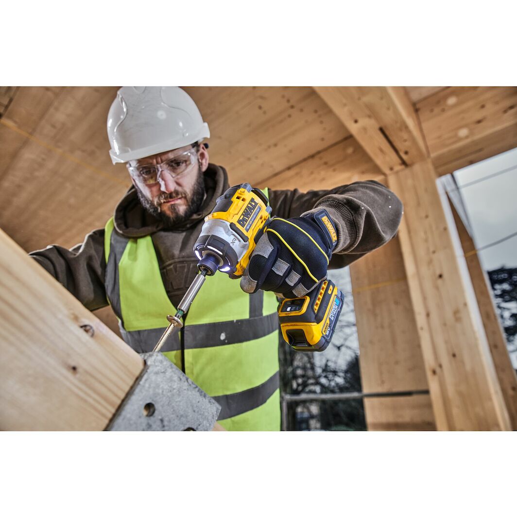 DEWALT DCF860NT-XJ Visseuse à chocs sans fil 18V XR Premium en mallette ...