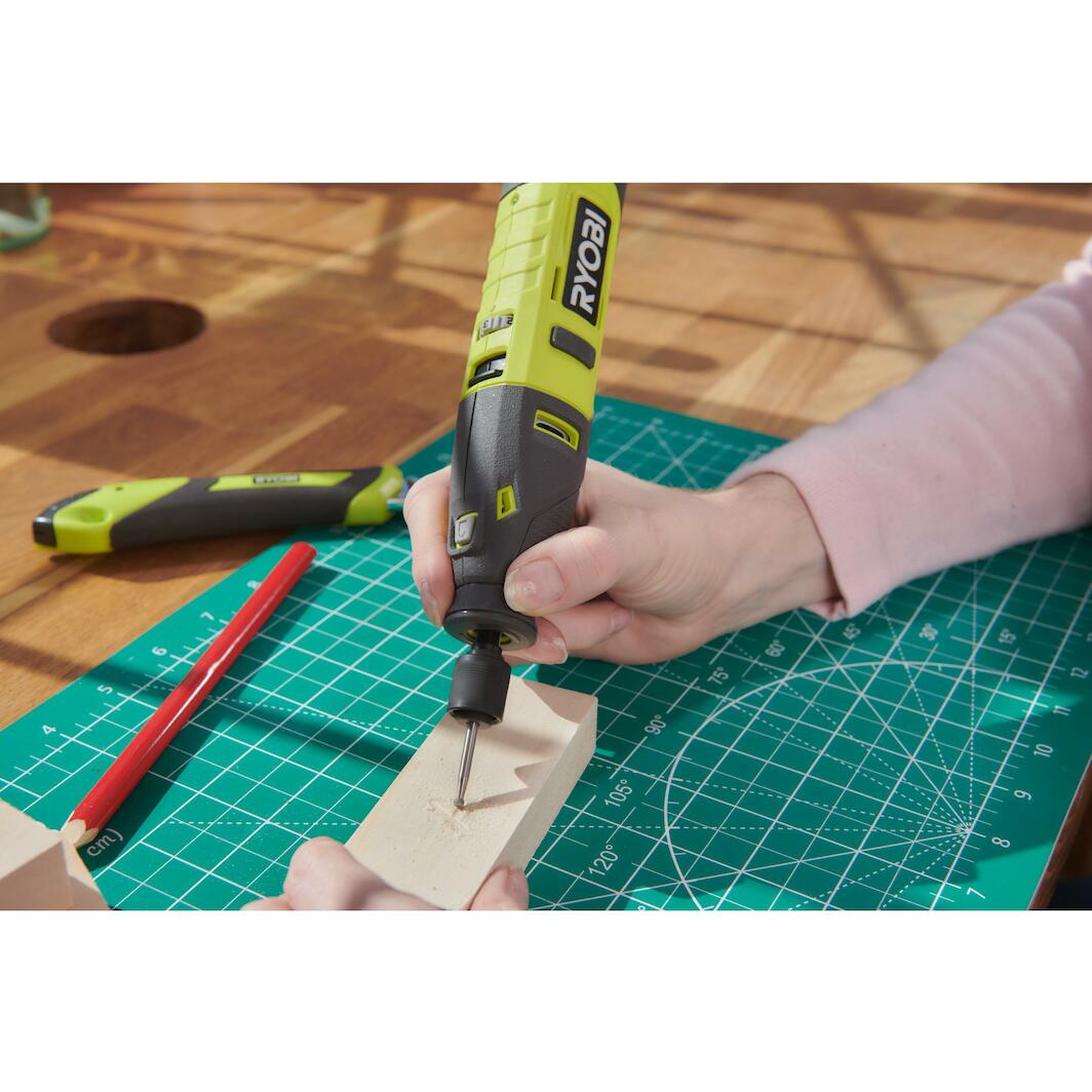 RYOBI RRT4-120GA15 4V USB Lithium accu-rotatiegereedschap met 15 ...