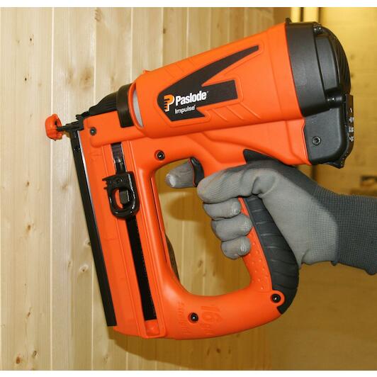 Paslode 2nd fix nail gun straight store