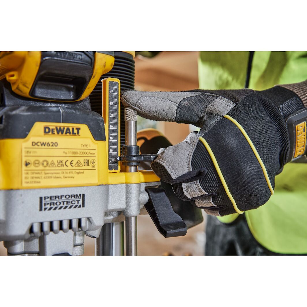 DEWALT DCW620NT 18V XR Brushless cordless drop-in router 8/12mm 1/2" in ...