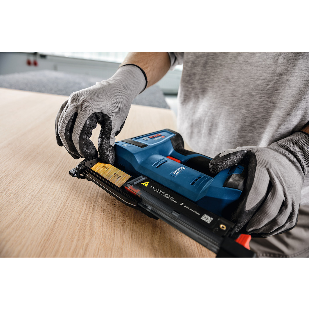 BOSCH GNH 18V-35 accu-tacker voor hout in L-BOXX 136 (zonder accu en ...